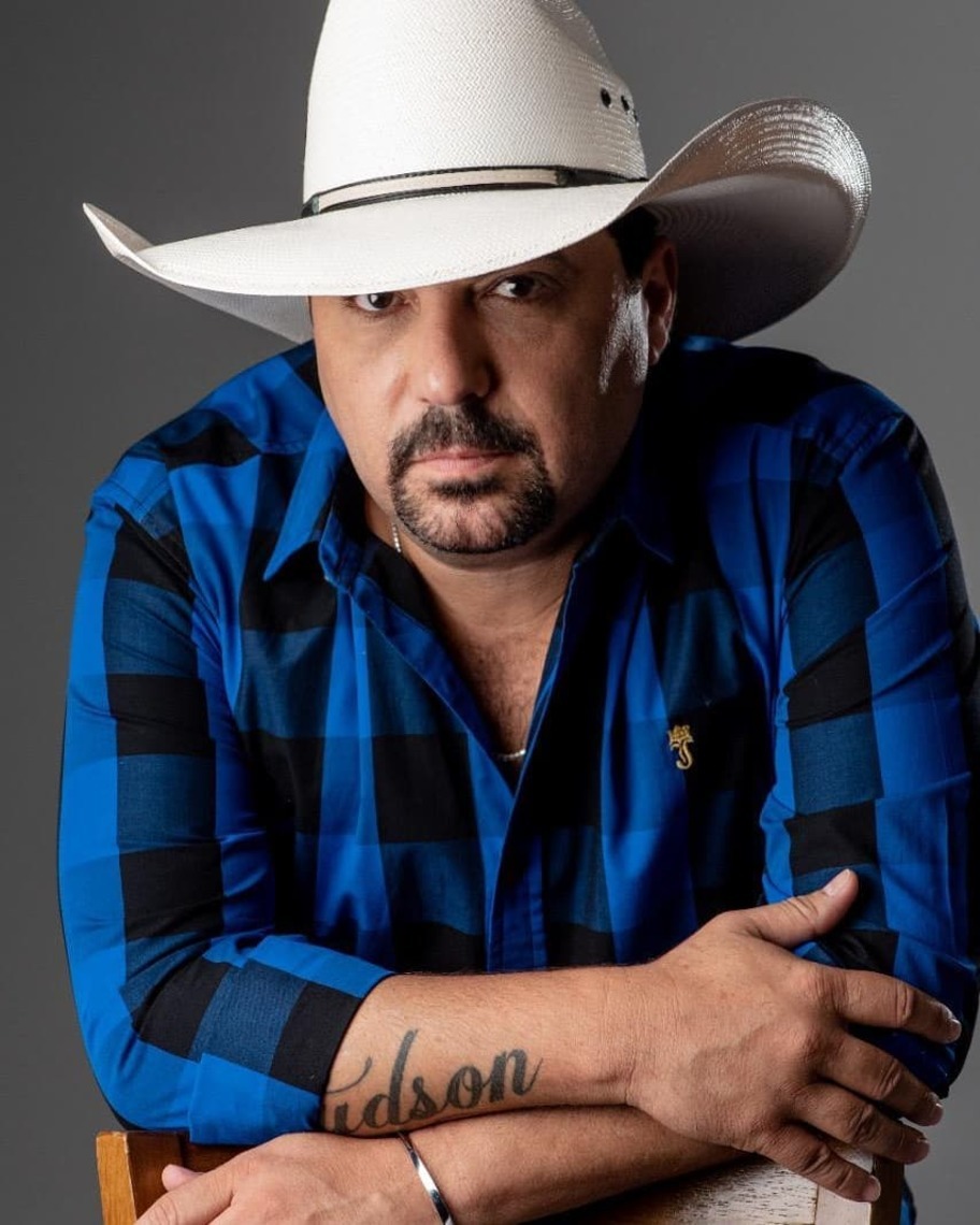 Edson, da dupla com Hudson, é internado com Covid-19 - Gazeta de São Paulo