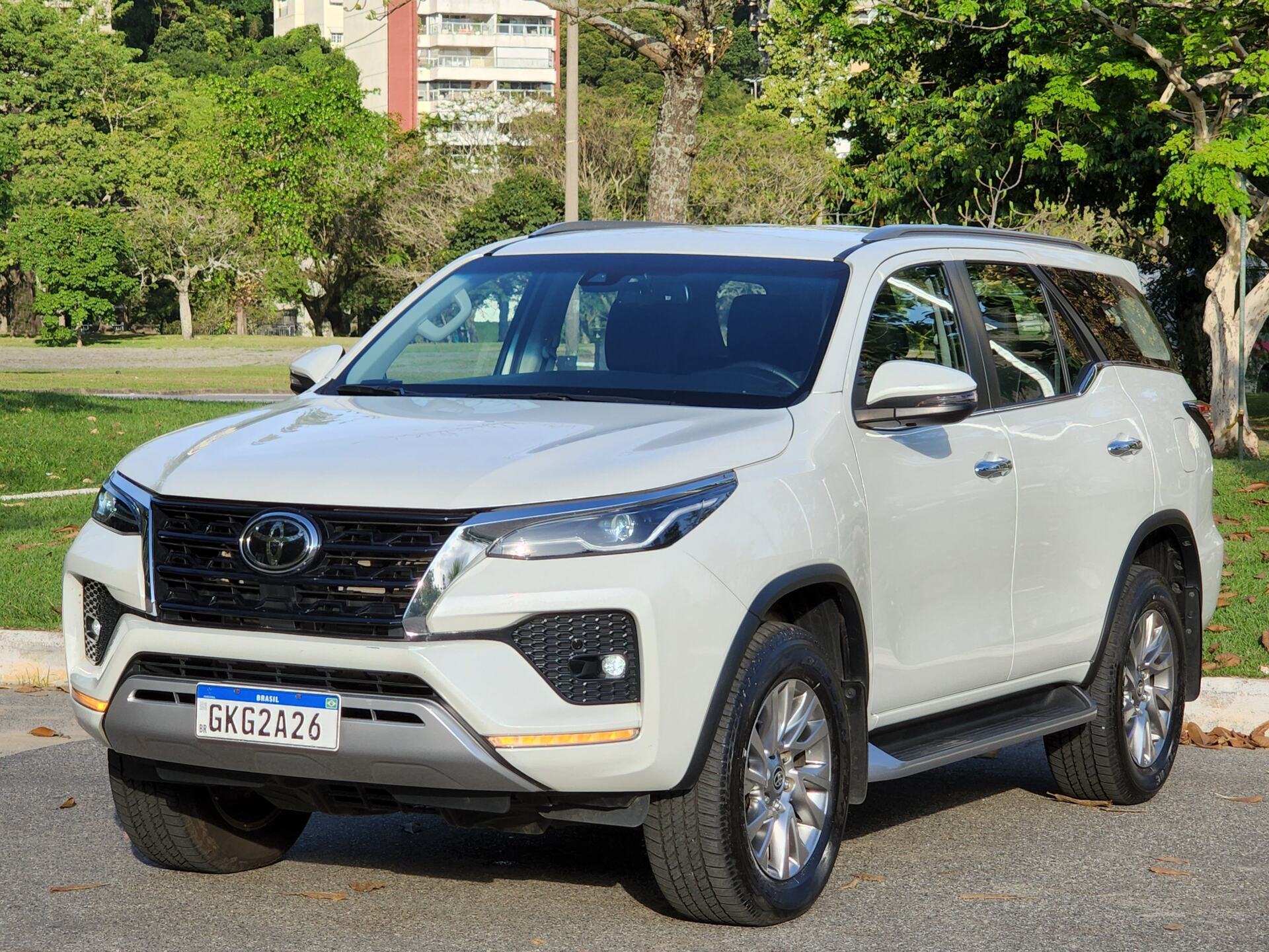 Toyota SW4 traz elegância e sofisticação ao mundo dos SUVs - Gazeta de ...
