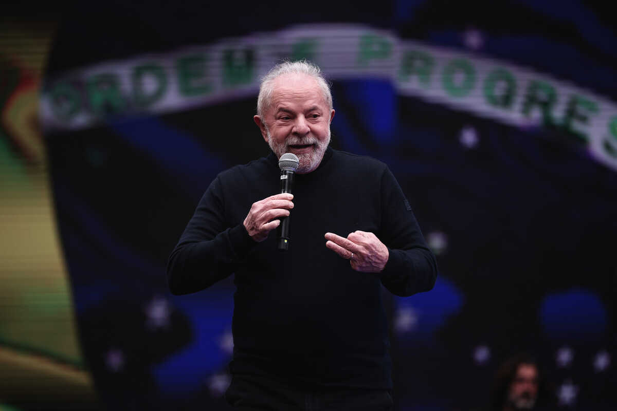 Lula usa boné com sigla 'CPX' no Rio e vira alvo de fake news - Gazeta ...
