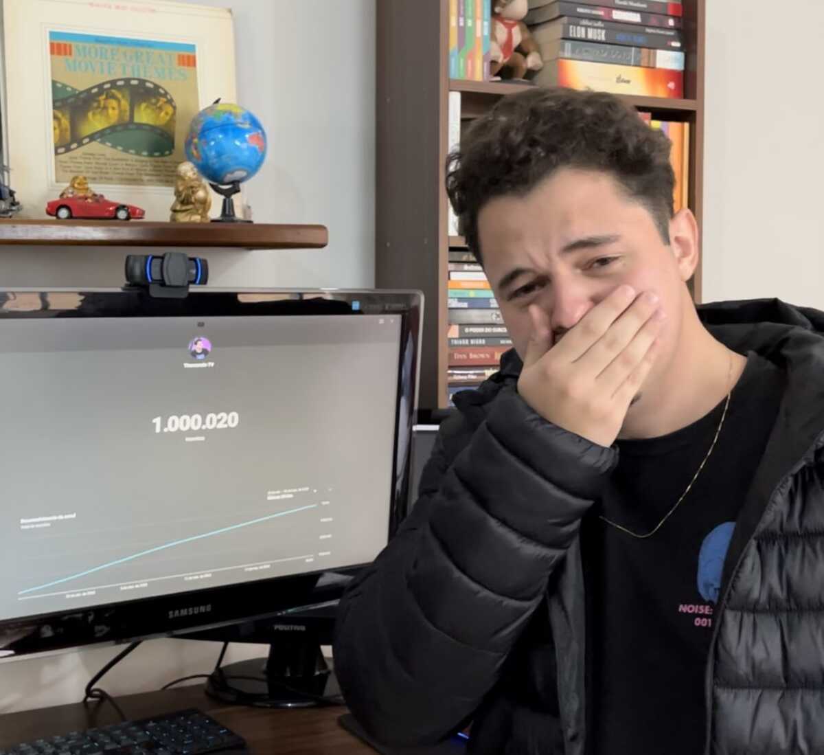 Tinôco chega a 1 milhão de inscritos no YouTube e se emociona - Gazeta ...