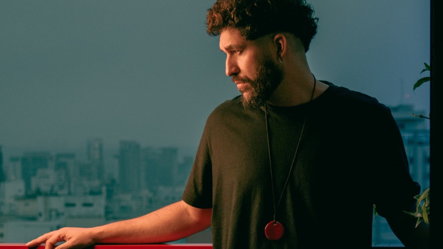 Jona Poeta lança novo álbum com inspiração na obra de Chico Buarque ...