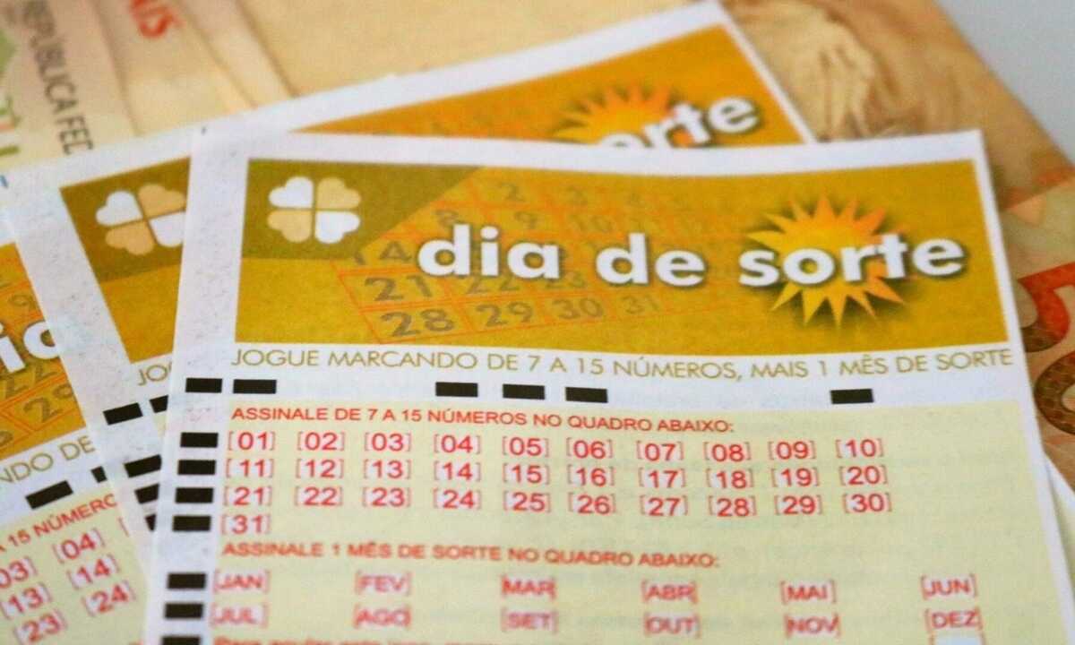 Veja os números sorteados no Dia de Sorte concurso 1010, neste sábado ...