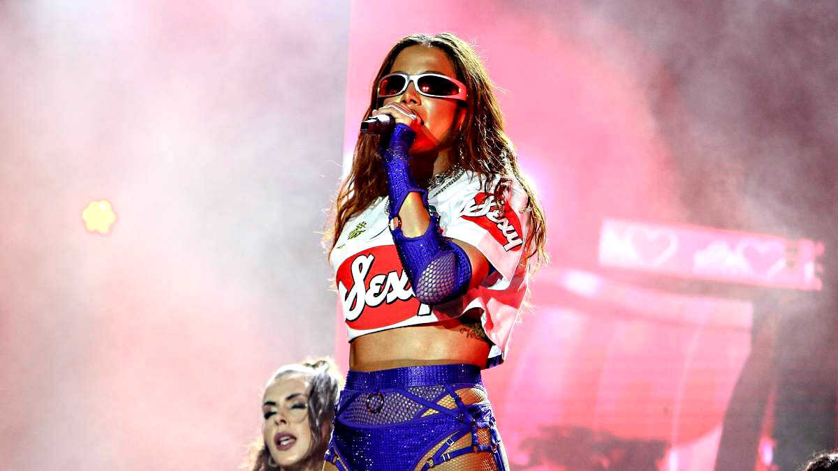 Anitta será atração principal do primeiro jogo da NFL no Brasil ...