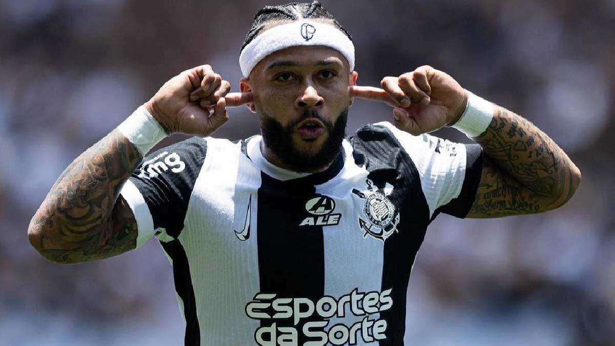 Corinthians leiloa camisa de Memphis Depay, dedicada à luta ...