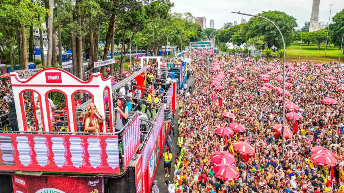 A história do Carnaval: conheça a origem, tradição e evolução no Brasil ...