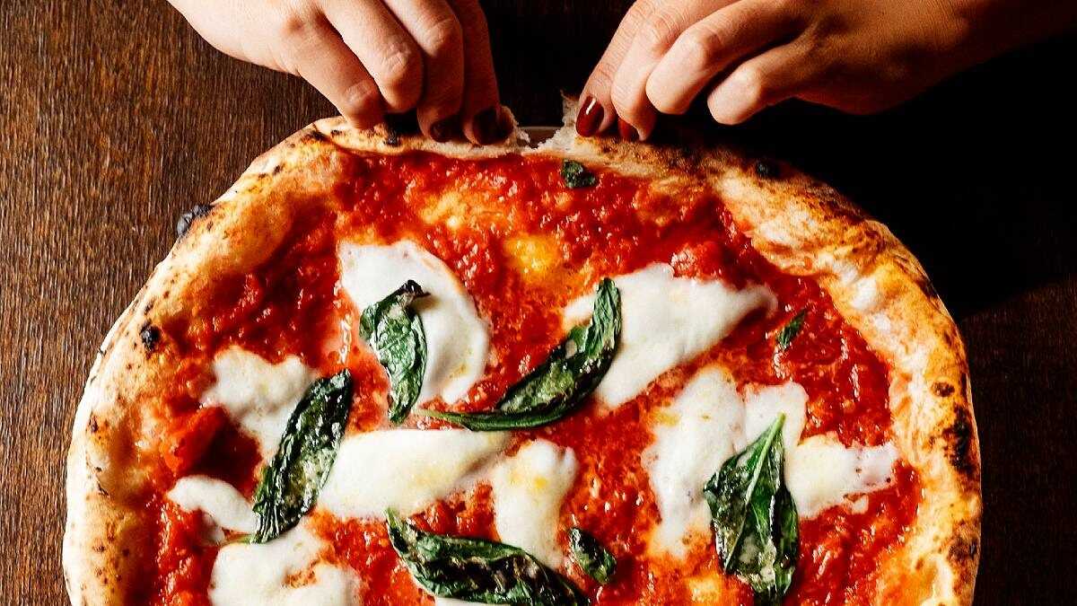 Melhor pizzaria de todo o continente está em São Paulo; saiba qual ...