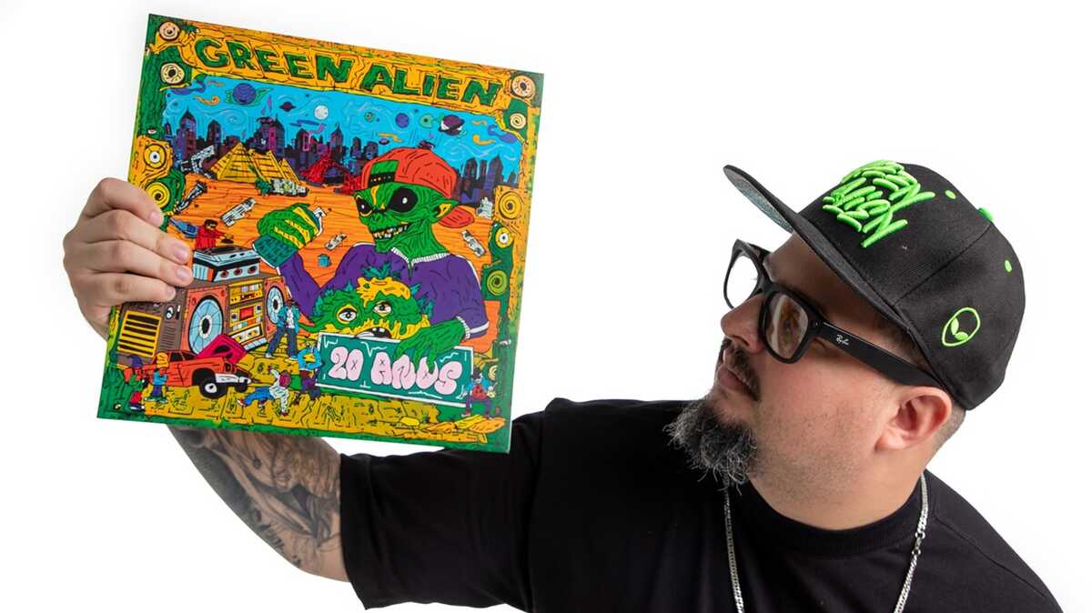 Green Alien lança vinil duplo com lendas do rap nacional e americano ...