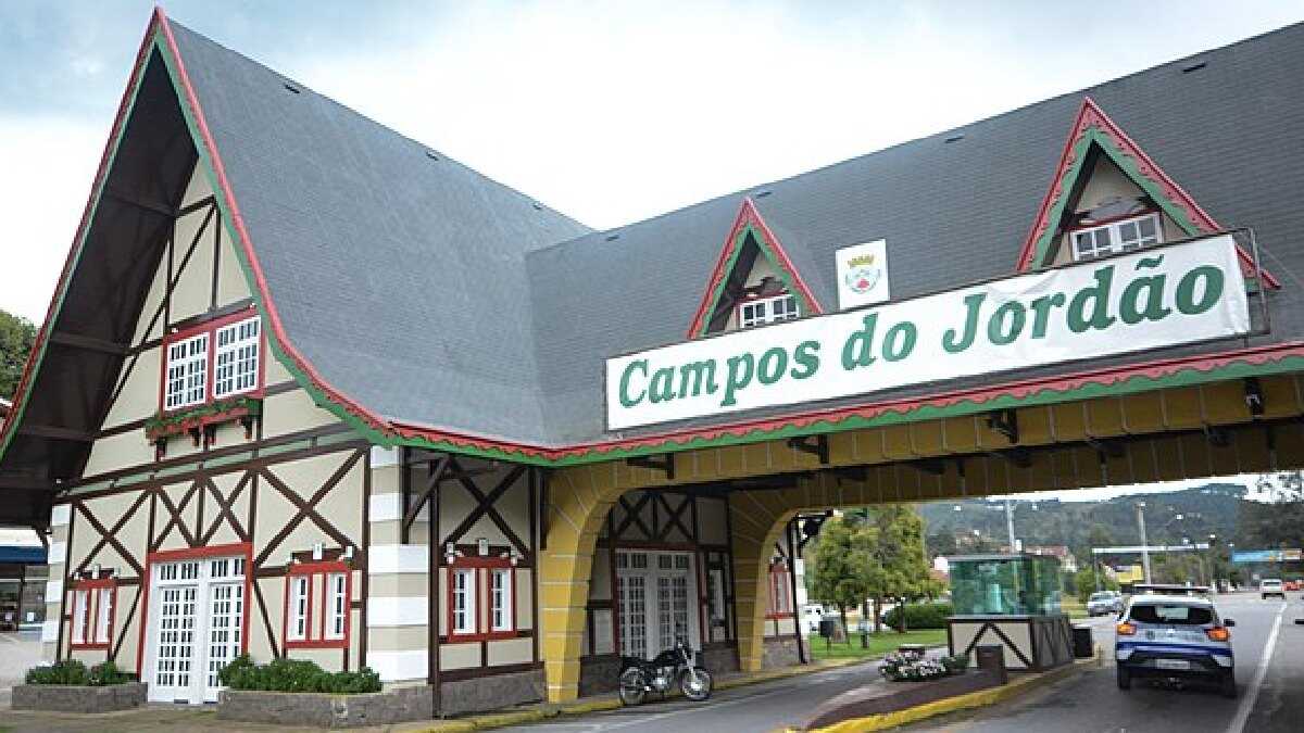 Baque no litoral: Campos do Jordão se destaca como rota para férias de ...