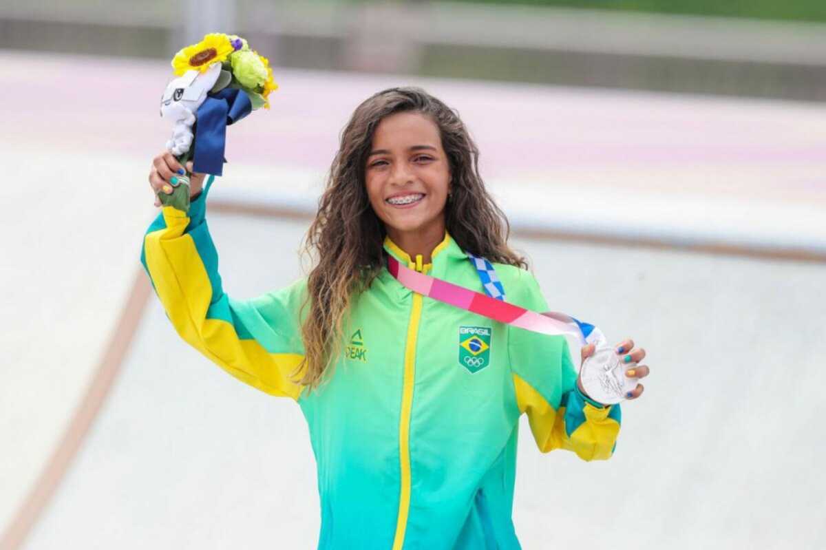 Rayssa Leal se torna a medalhista mais nova da história do Brasil - Gazeta de São Paulo